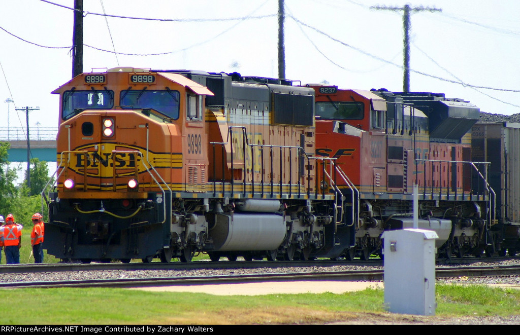 BNSF 9898 9237